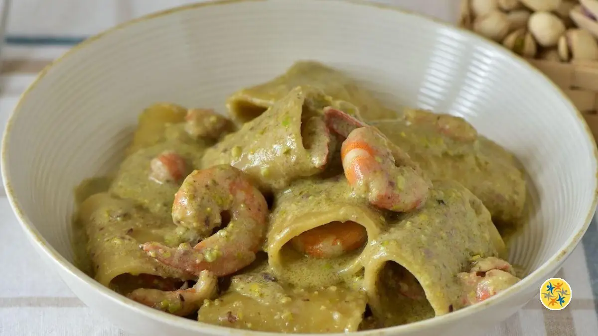 7 Ingrédients pour des Paccheri Savoureuses et Gourmandes