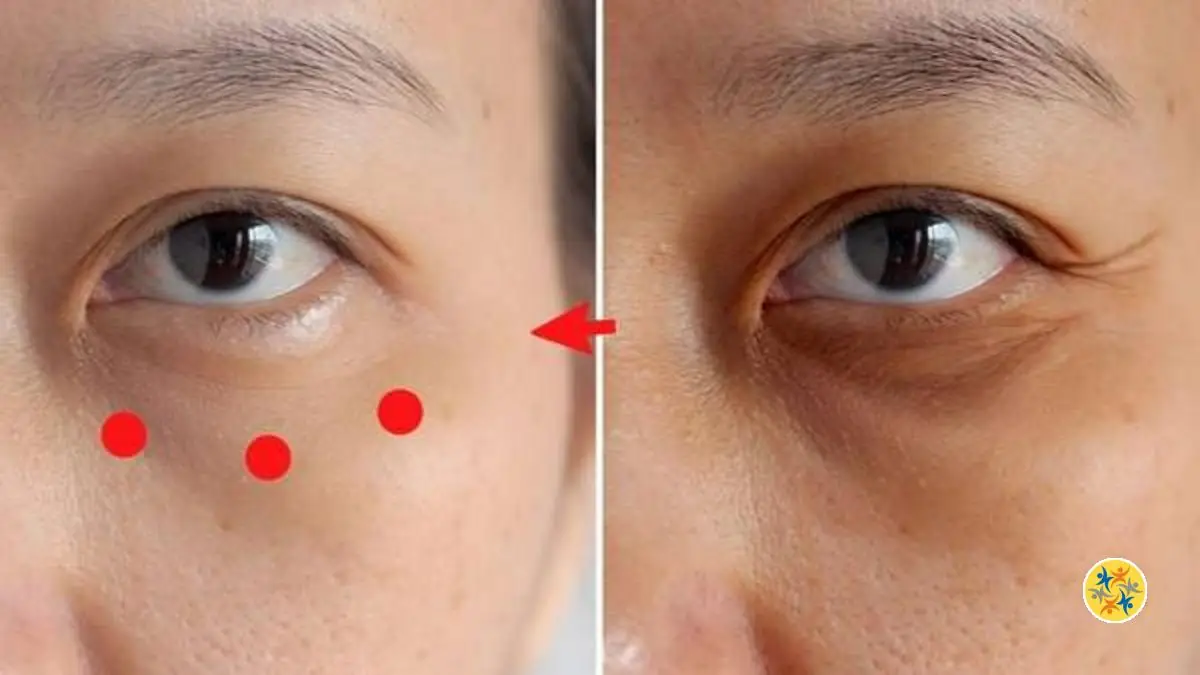 Rajeunir le Contour des Yeux avec une Technique Japonaise