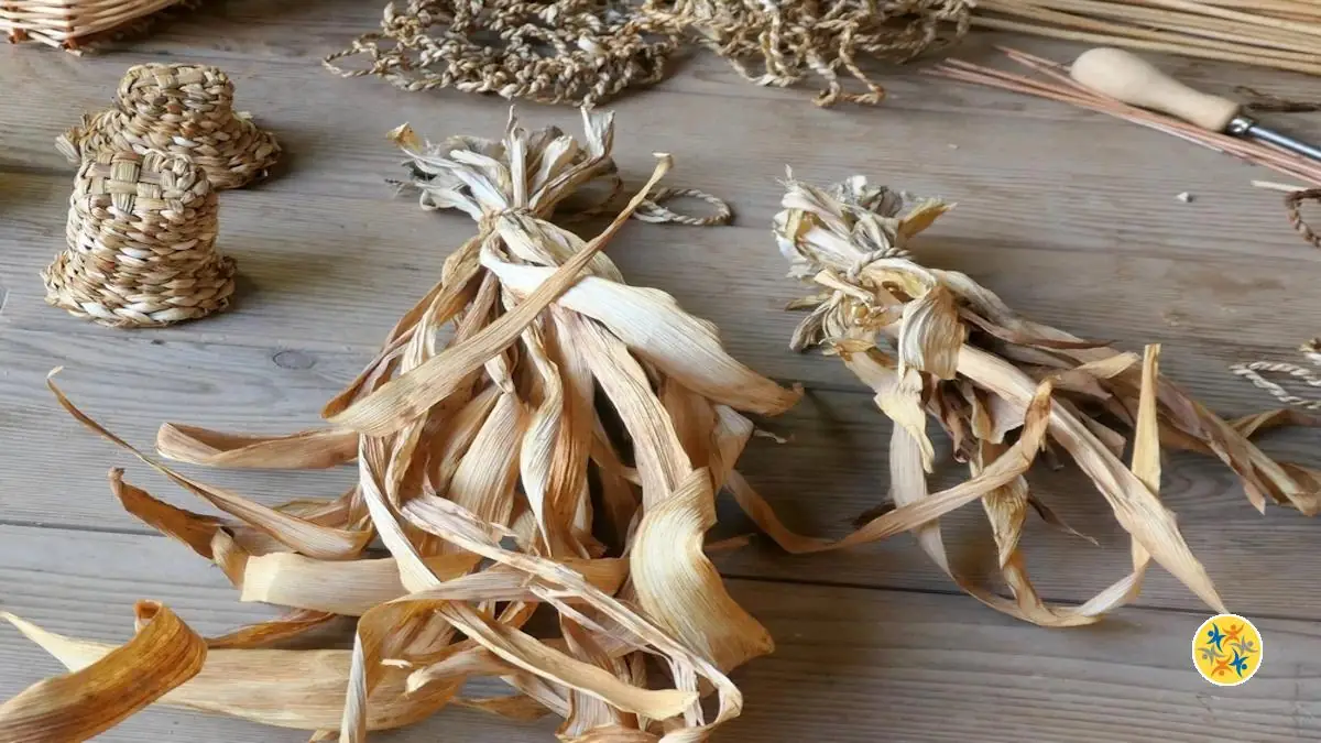 Comment Transformer des Feuilles de Jardin en Cordelette Végétale?